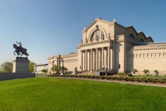 Discover St Louis Culture Through the Local Arts Scene