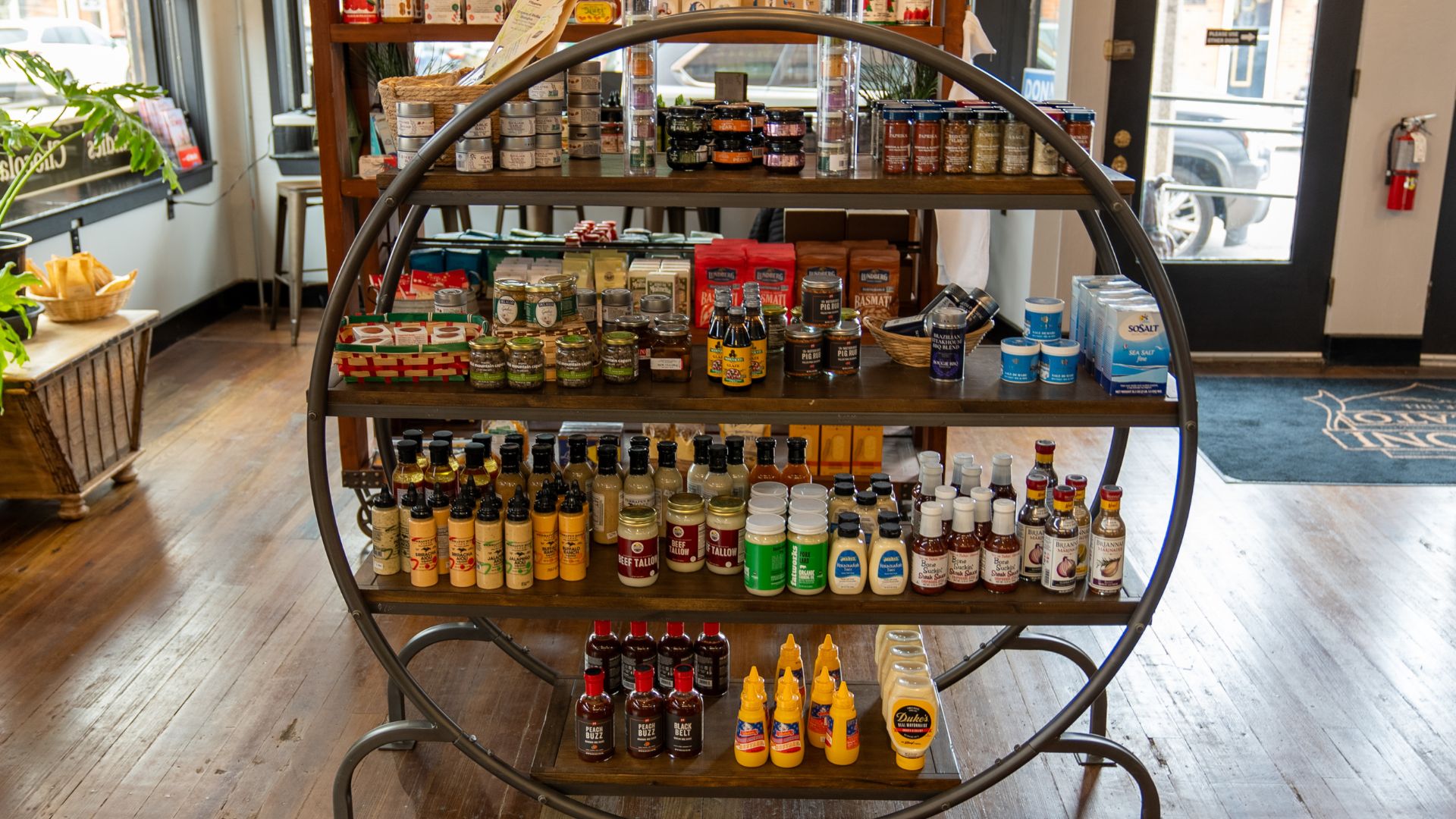 For Italian cuisine on The Hill, Marconi Mercato Is a One-Stop Shop